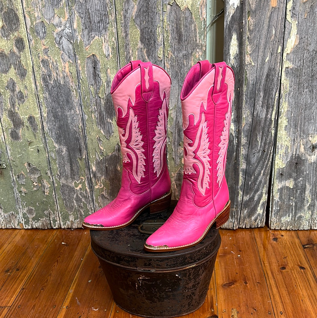 Urban Dust Hat Bar & Boutique | Maldon's Brand New Hat Bar & Workshops